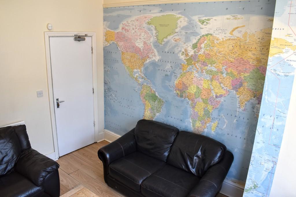 Student studio flat to rent on Booth Avenue, Manchester, M14 6RB | StuRents