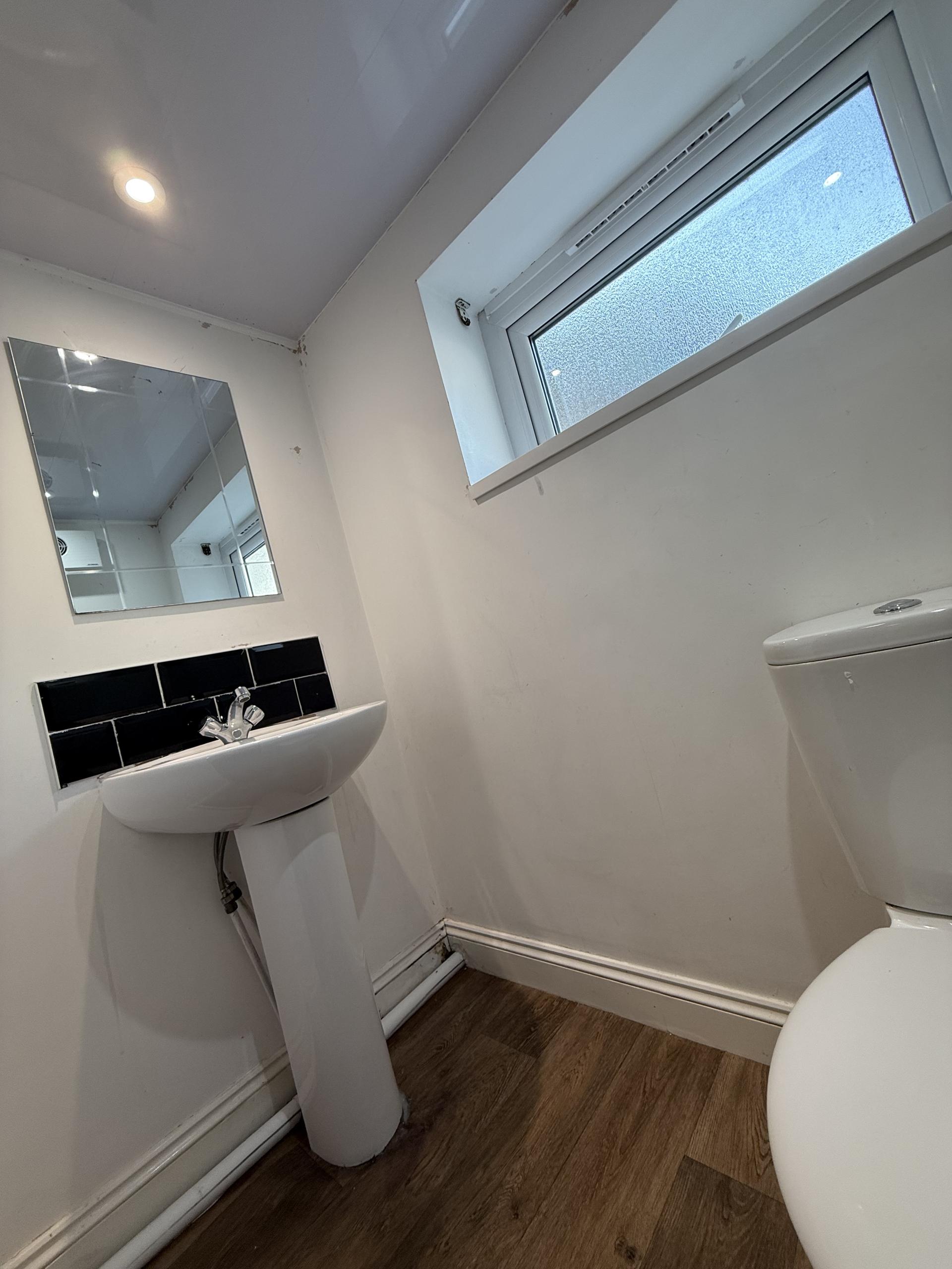 6 bed student house to rent on Flass Street, Durham, DH1 4BE | StuRents