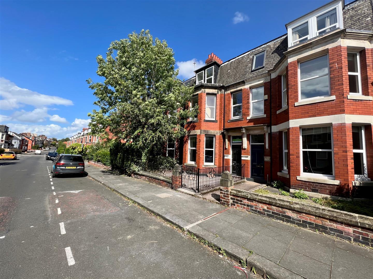 7 bed student house to rent on Manor House Road, Newcastle, NE2 2LY ...