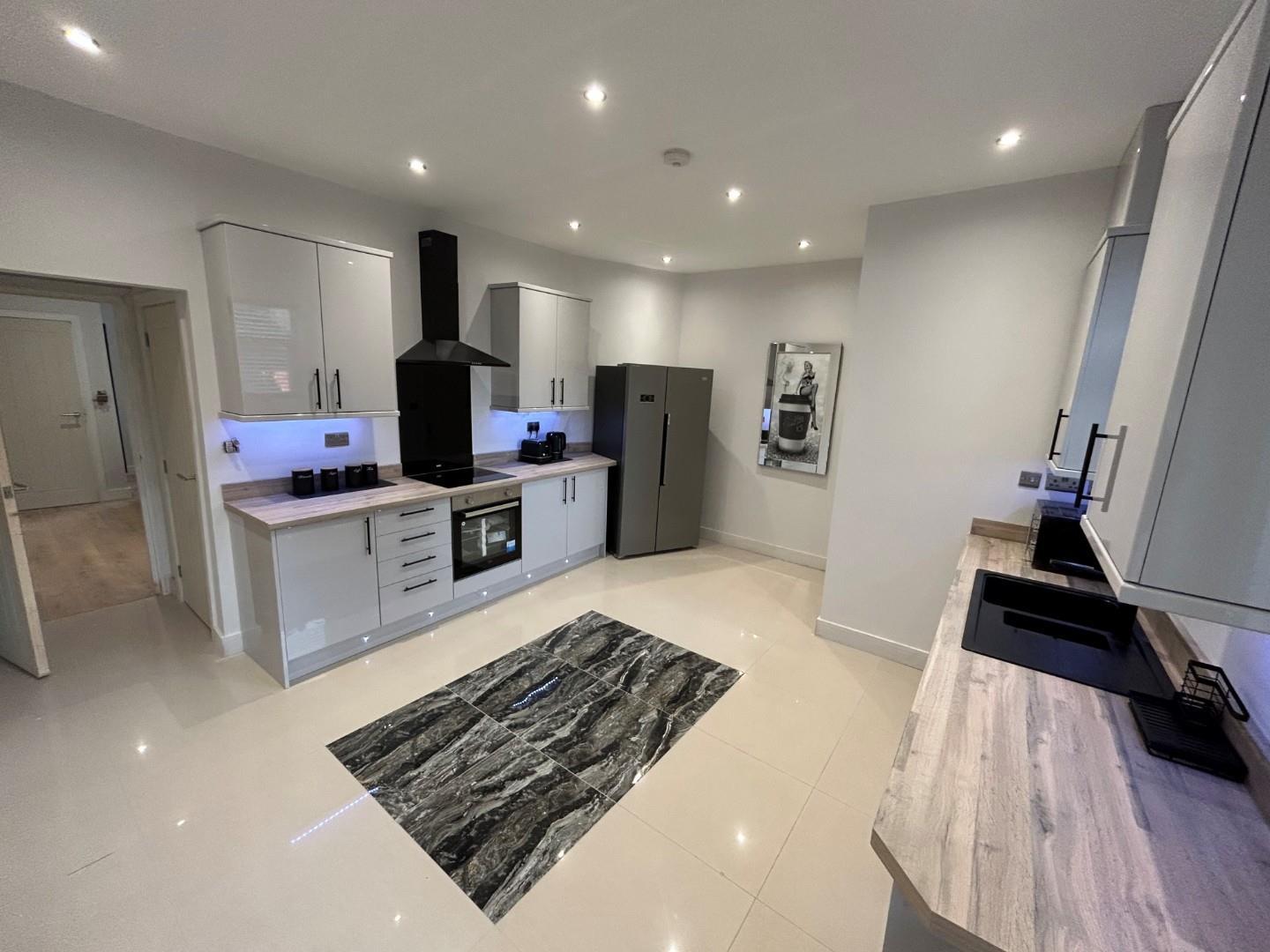 3 bed student house to rent on High Street South, Durham, DH7 8EX ...