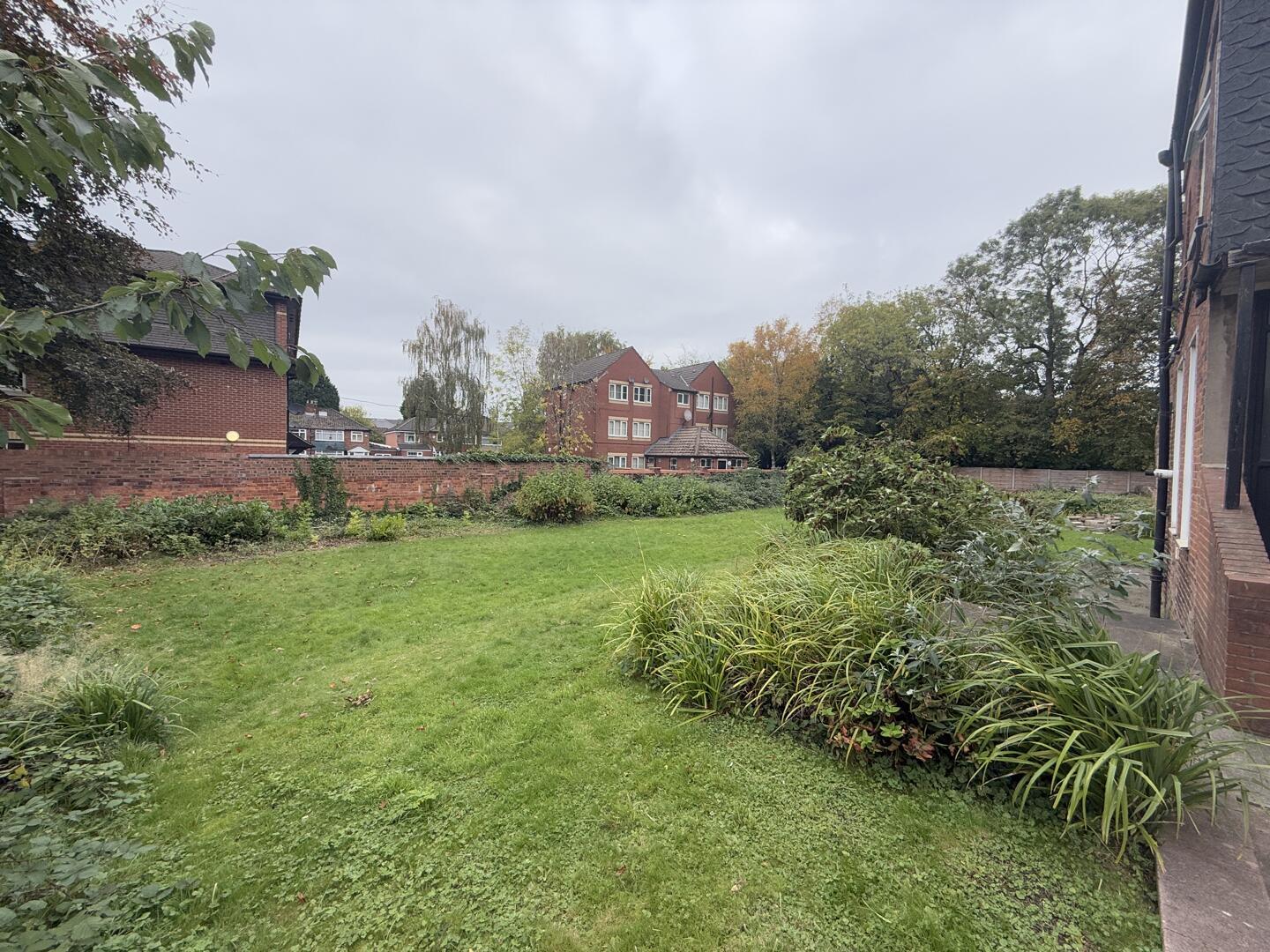 7 bed student house to rent on Birch Polygon, Manchester, M14 5HX ...