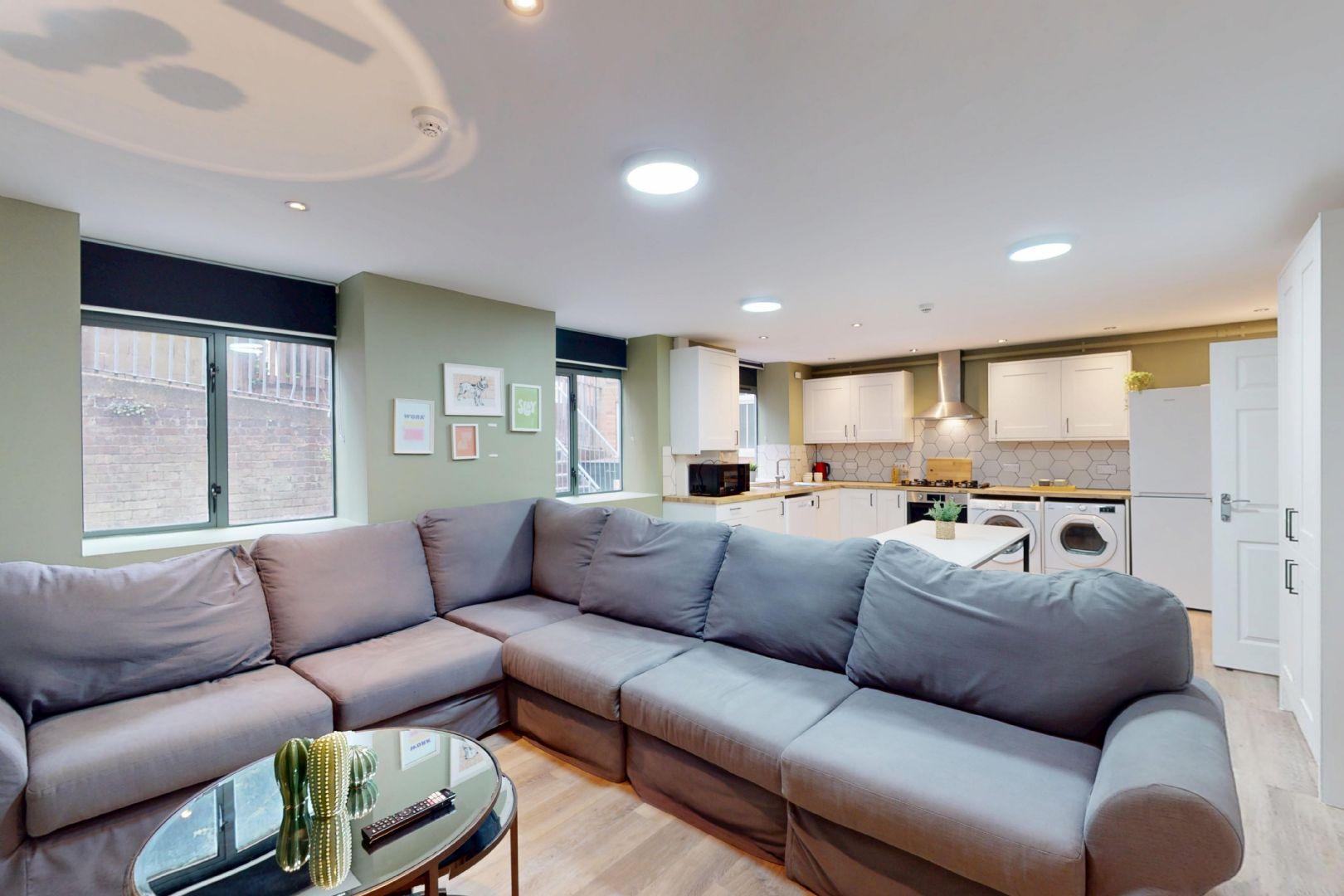 7 bed student house to rent on A, Nottingham, NG3 4HG | StuRents